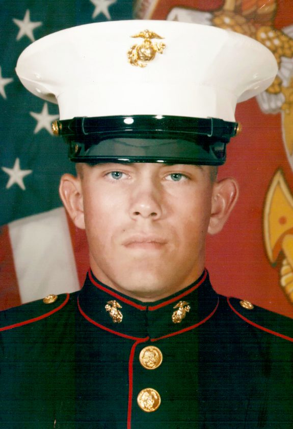 Christopher Carlson's Instagram, Twitter & Facebook on IDCrawl